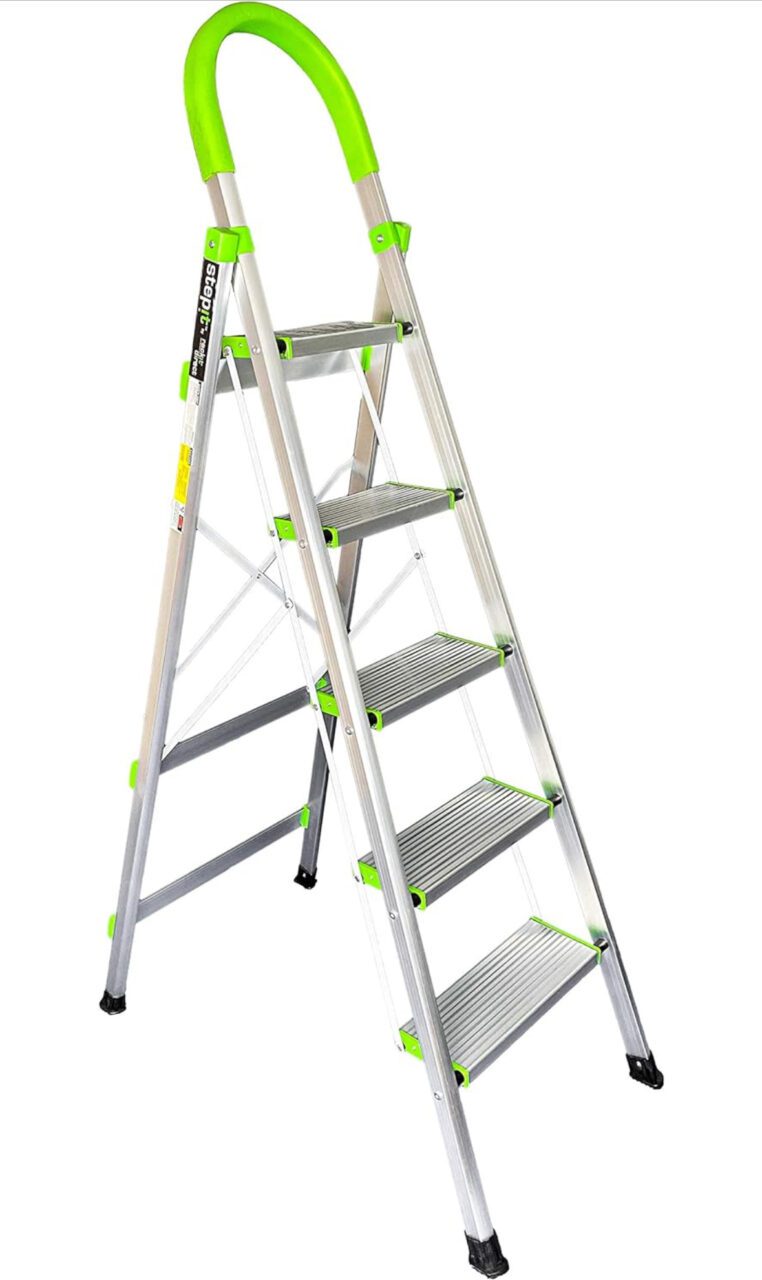 Step Ladders: Everything You Need to Know Before You Buy
